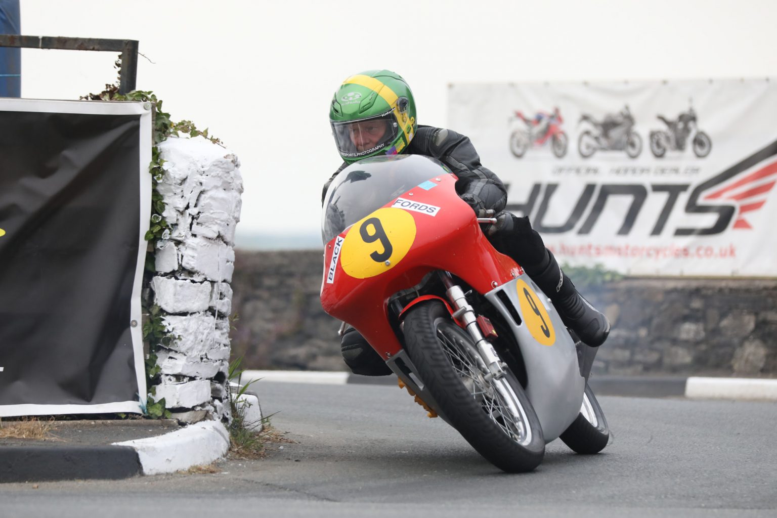Southern 100 International Road Races – The Friendly Races